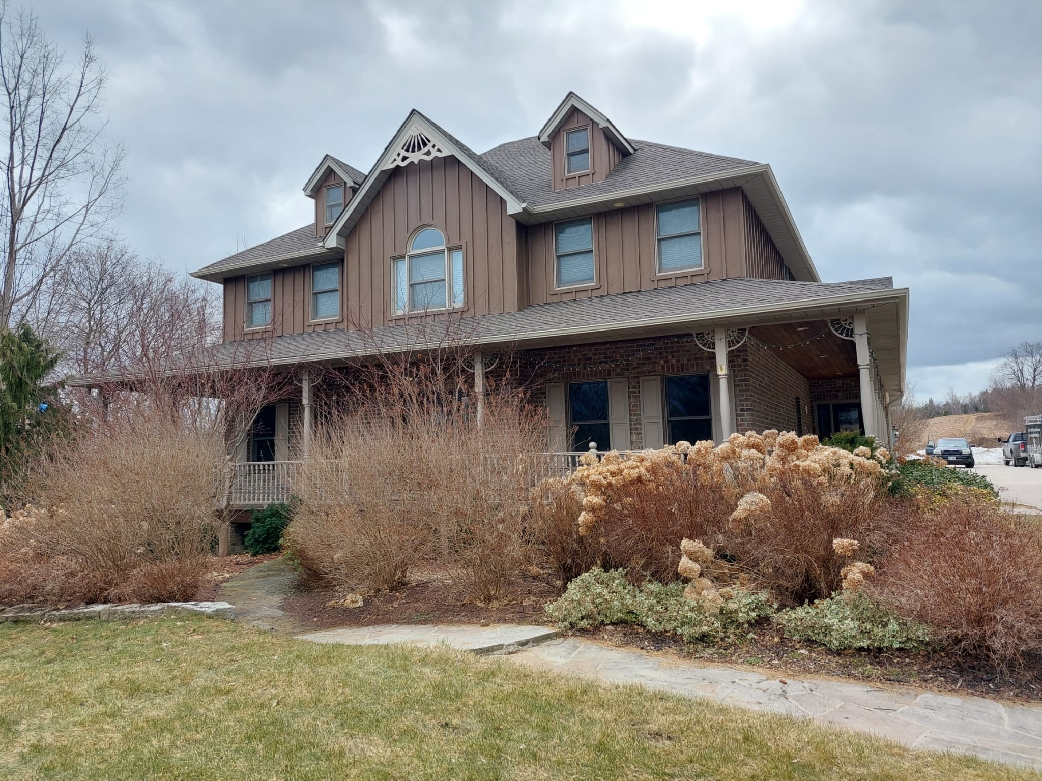 Gentek Canyon clay eavestrough | Halton Hills Roofing & Aluminum